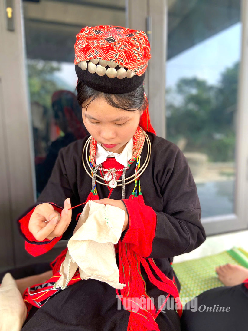 Tuyên Quang: Giữ gìn bản sắc dân tộc Dao thanh y - Chuyên trang du lịch vùng đồng bào dân tộc ...